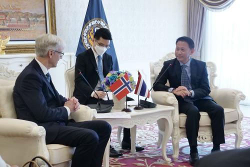 Mr. Erling Rimestad รัฐมนตรีช่วยว่าการกระทรวงการต่างประเทศแห่ง ...